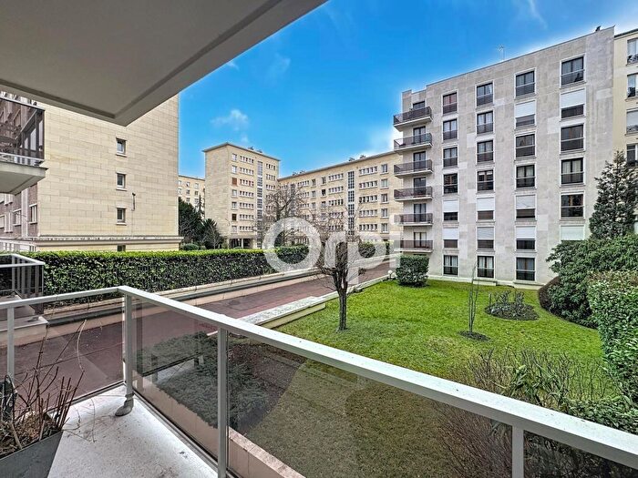 Appartement à vendre - Paris e , Vaugirard, Parc des Expositions - 4 pièces - 2 chambres