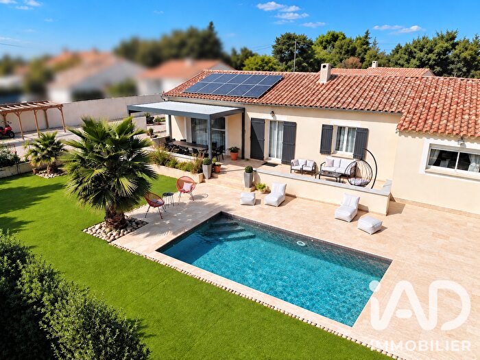 Carpentras, Serres, Peyrière : Maison 5 pièces à vendre