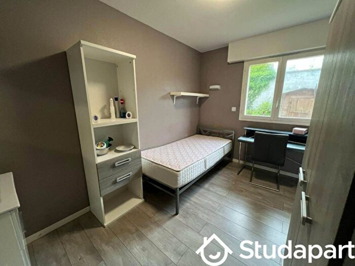 Est, Aulnoy-lez-Valenciennes - Maison 1 pièce à louer