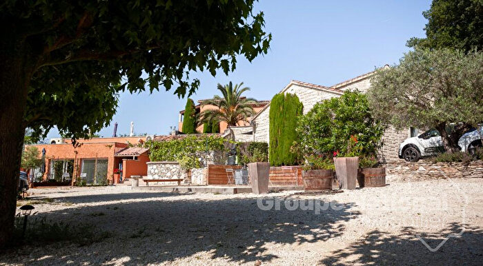 Maison à vendre - Saint-Martin-dArdèche - 17 pièces - 4 chambres