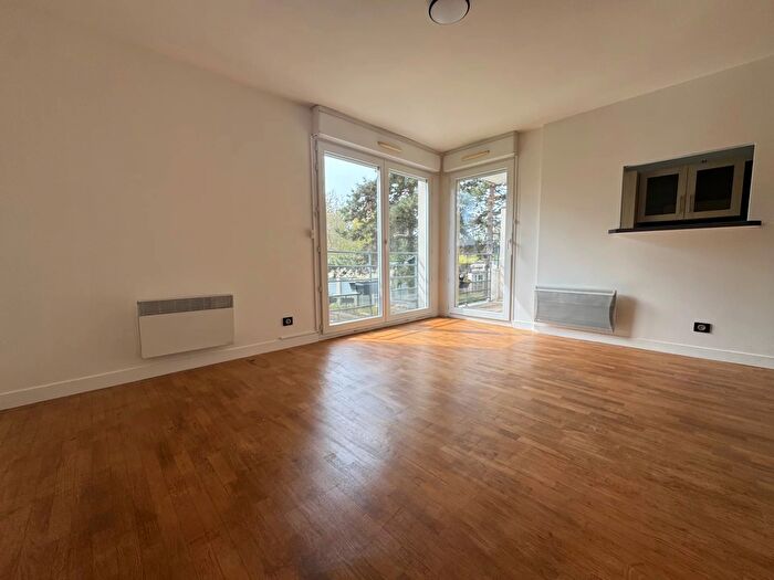 Appartement à vendre - Le Plessis-Trévise, Centre-ville, Orly Parc - 3 pièces - 2 chambres