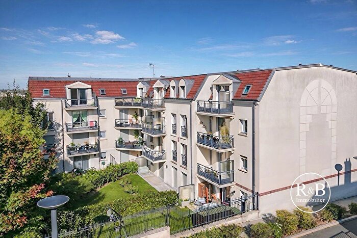 Centre, Les Clayes-sous-Bois : Appartement 2 pièces à louer