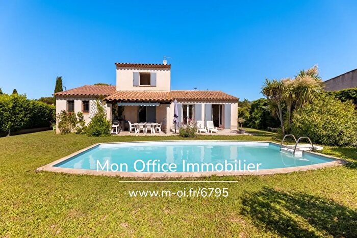 Maison 5 pièces à Aix-en-Provence, Puyricard, Célony, à vendre