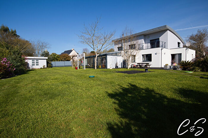 Maison à vendre - Tréméoc - 9 pièces - 7 chambres