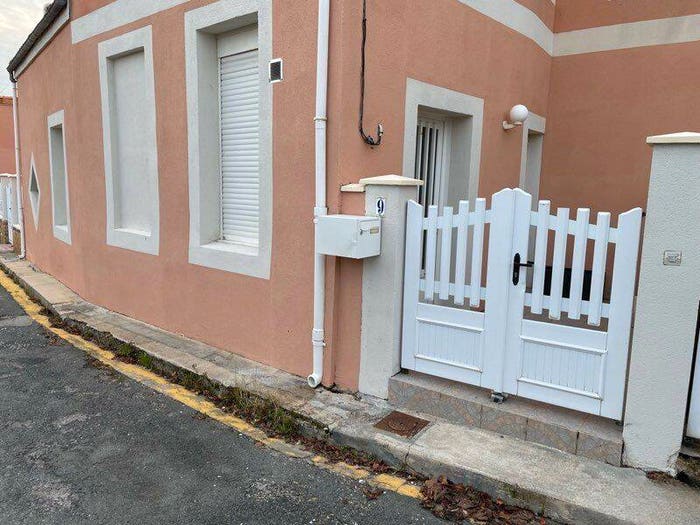 Maison 1 pièce à Sud, Pauillac, à louer