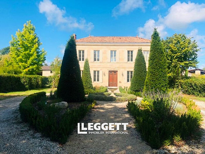 Maison à vendre - Saint-Germain-dEsteuil - 7 pièces - 4 chambres