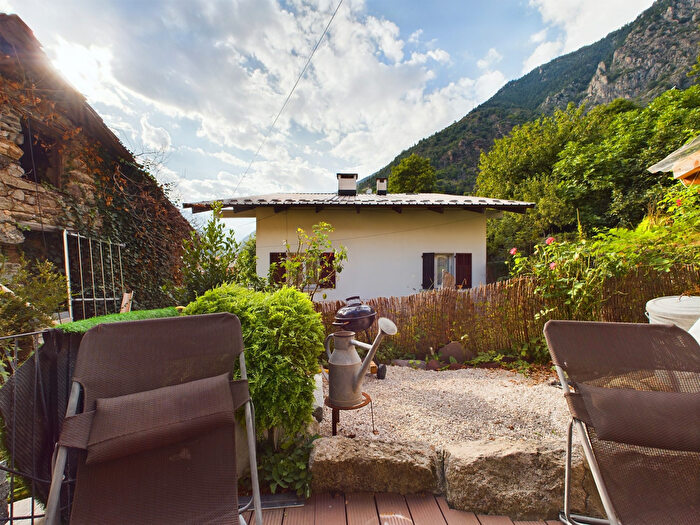 Maison 4 pièces à Isola, à vendre