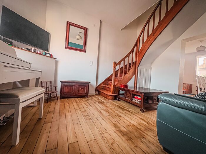 Maison à vendre - Angers - 5 pièces - 3 chambres