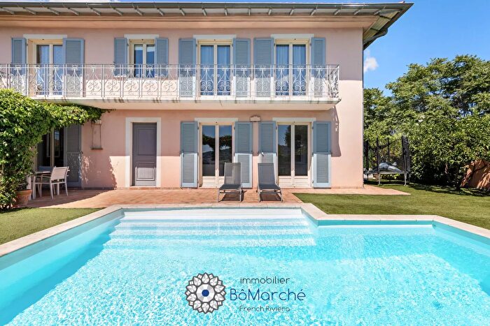 Maison à vendre - Nice, Cimiez - 15 pièces - 8 chambres