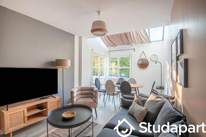 Appartement 1 pièce à Centre Urbain-Coquibus, Évry-Courcouronnes, à louer