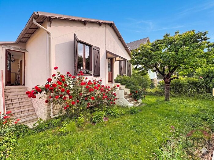 Maison 3 pièces à Corbeil-Essonnes, Centre-ville, à vendre