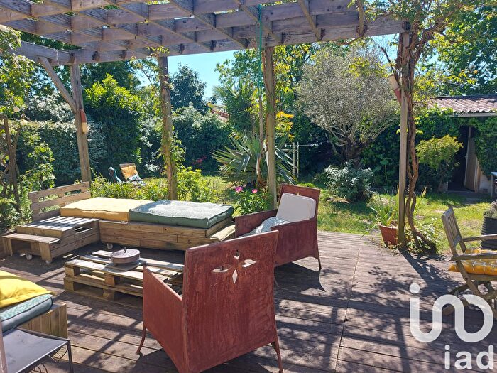 Maison à vendre - Andernos-les-Bains, Betey, La Chapelle Forestière, Bruyères - 6 pièces - 5 chambres