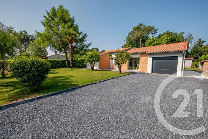 Maison à vendre - Le Pian-Médoc - 6 pièces - 3 chambres