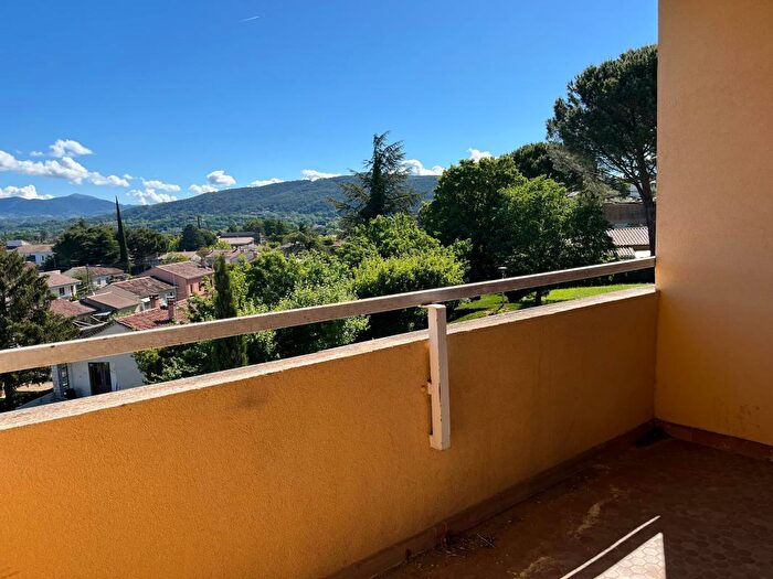 Appartement 2 pièces à Vaison-la-Romaine, à vendre