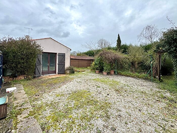 Maison à vendre - Saint-Étienne-de-Mer-Morte - 3 pièces - 2 chambres