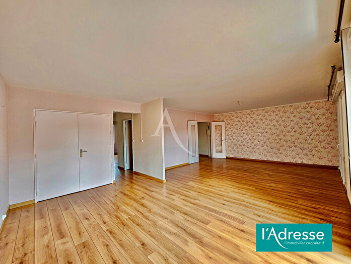 Reims, Centre-ville : Appartement 4 pièces à vendre