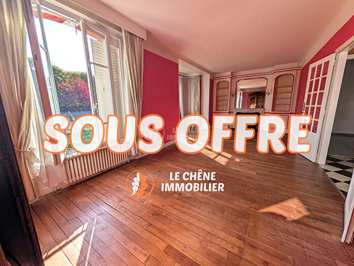 Maison 8 pièces à Le Chesnay, Saint-Antoine de Padoue, à vendre