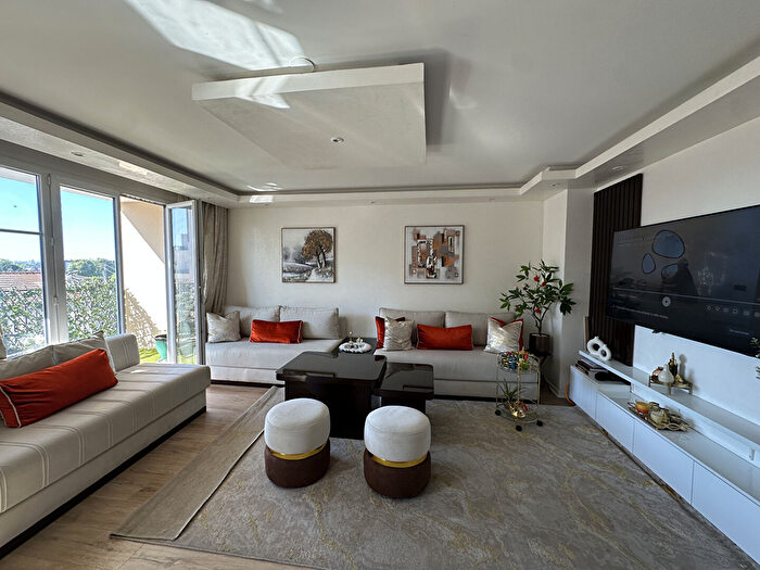 Appartement 4 pièces à Le Blanc-Mesnil, Eiffel, à vendre