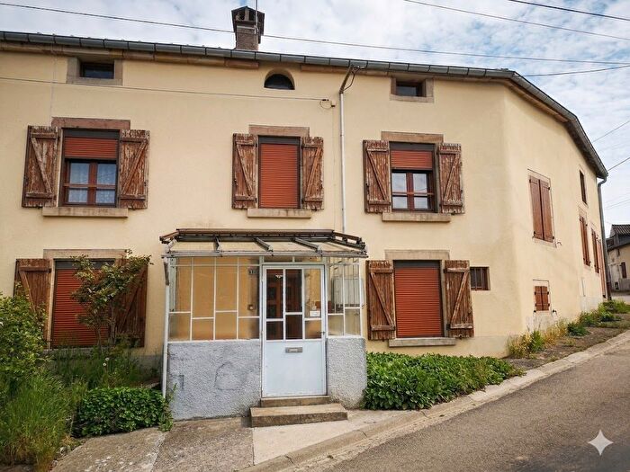 Conflans-sur-Lanterne : Maison 3 pièces à vendre