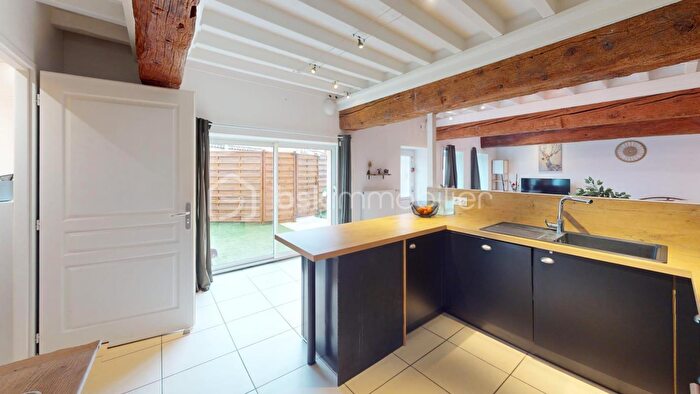 Maison à vendre - La Chapelle-de-Guinchay - 4 pièces - 3 chambres