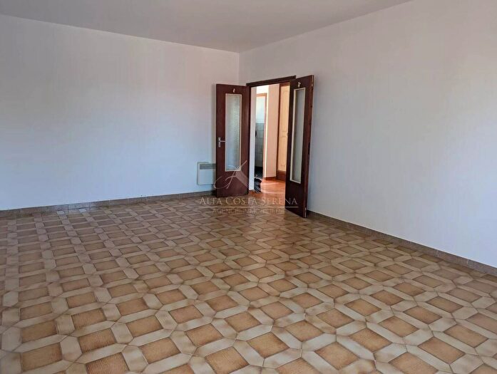 Appartement à louer - Prunelli-di-Fiumorbo - 4 pièces - 3 chambres