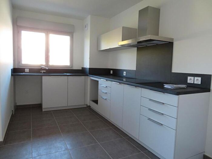 Le Champ-près-Froges : Appartement 2 pièces à louer