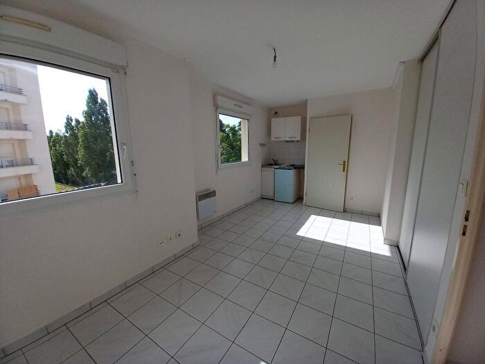 Appartement à louer - Docteur Lavalle, Dijon - 1 pièce