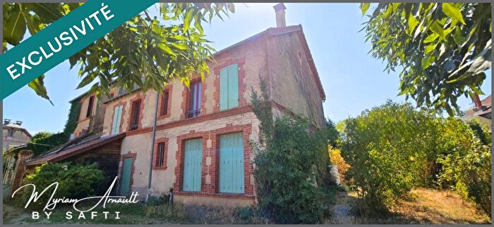 Saint-Léger-Bridereix - Maison 9 pièces à vendre