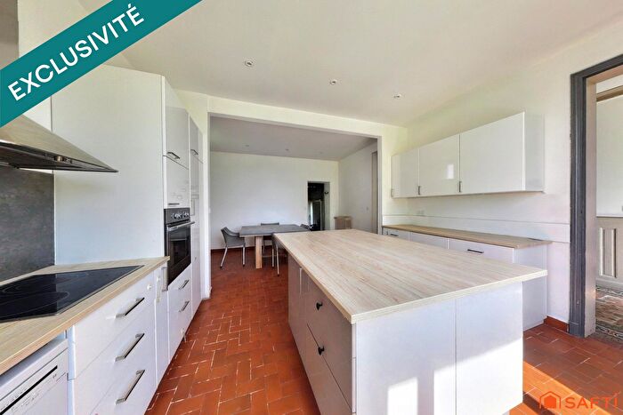 Maison à vendre - Aubie-et-Espessas - 5 pièces - 4 chambres