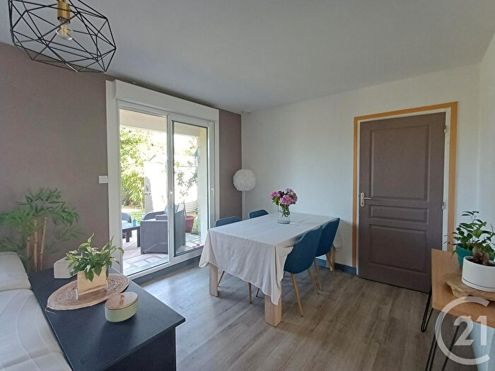Maison 5 pièces à louer à Bonneuil-Matours