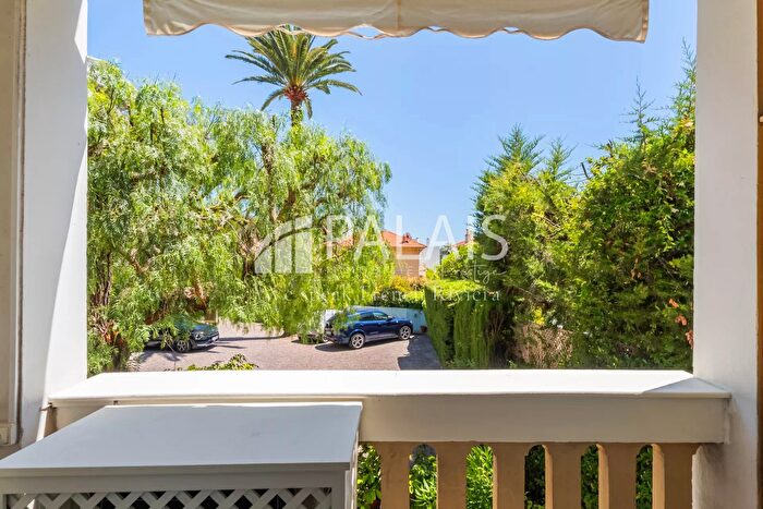 Beaulieu-sur-Mer : Appartement 3 pièces à vendre