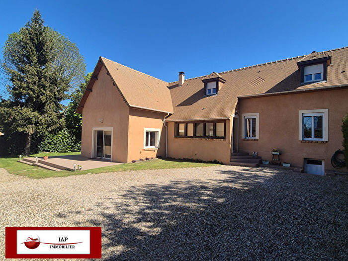 Orgerus : Maison 7 pièces à vendre