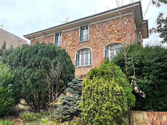 Maison à vendre - Cachan, Centre-ville - 6 pièces - 5 chambres