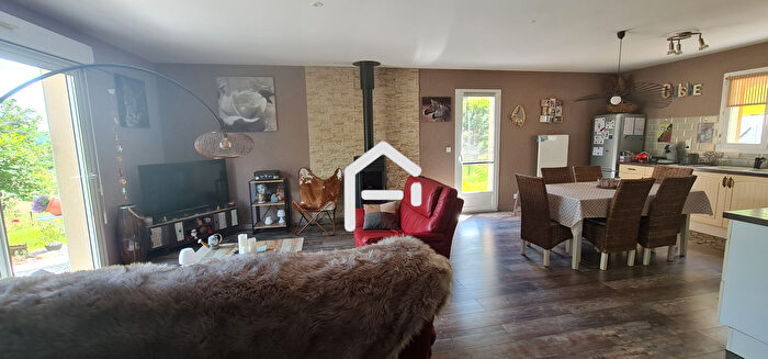Maison 4 pièces à vendre à Objat