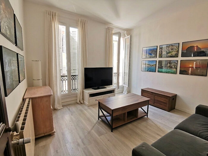 Appartement à louer - Marseille er , Chapitre - 1 pièce - 1 chambre