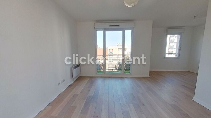 Appartement à louer - Aubervilliers, Centre-ville, Victor Hugo - 2 pièces - 1 chambre