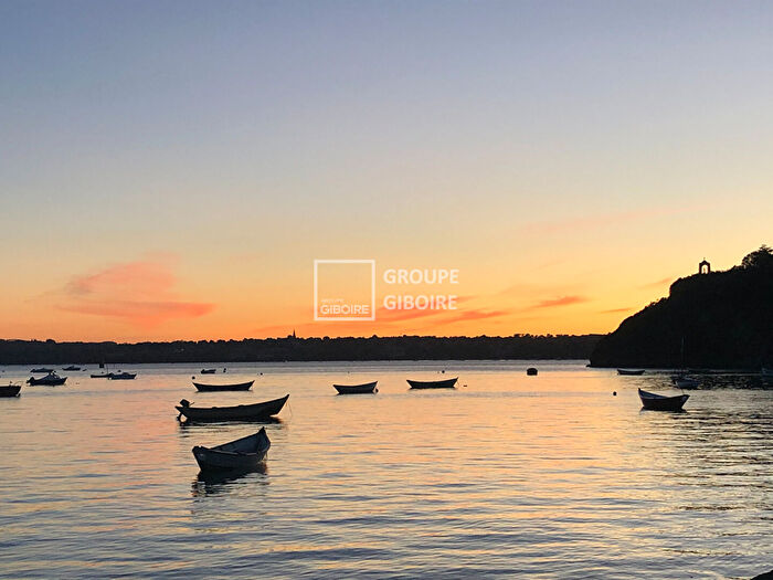 Maison à vendre - Saint-Malo, Intra-Muros - 10 pièces - 10 chambres