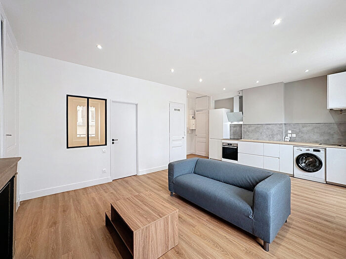 Appartement à louer - Lyon e , Les Brotteaux - 2 pièces - 1 chambre