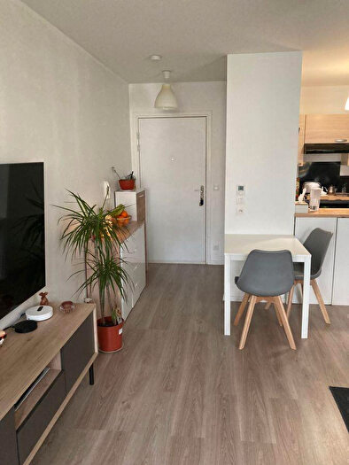 Appartement à vendre - Osny, Liviliiers, Ennery, Zone Commerciale lOseraie - 2 pièces - 1 chambre