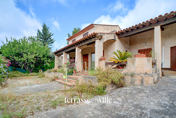 Maison 5 pièces à vendre à Saint-Cyr-sur-Mer, La Madrague, Port, Nartette
