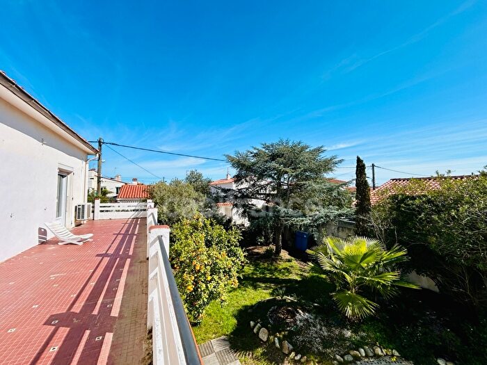 Maison à vendre - Canet-en-Roussillon, Méditerranée - 8 pièces - 6 chambres