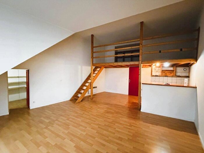 Appartement à louer - Berriat-Ampere, Grenoble - 1 pièce