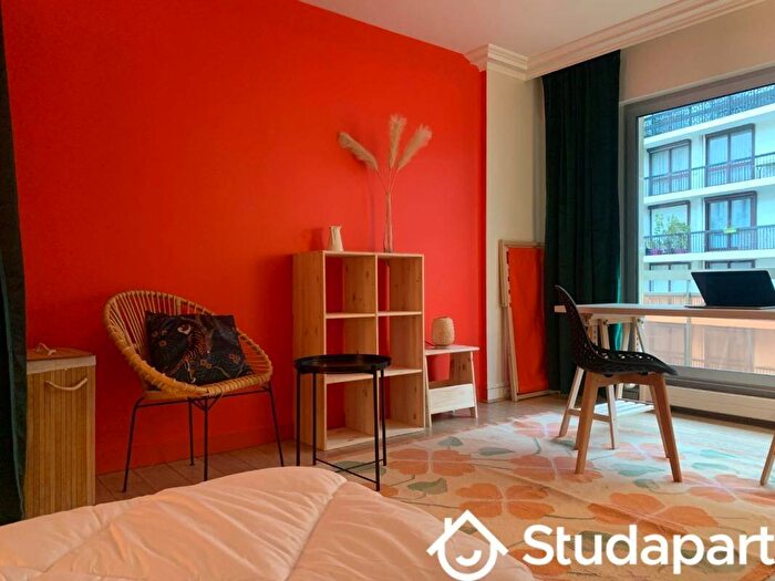 Appartement à louer - Vallée de Fécamp, Paris ème arrondissement - 1 pièce - 1 chambre