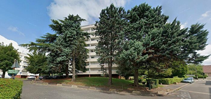 Appartement à louer - Orme Au Charron, Pontault-Combault - 3 pièces - 2 chambres