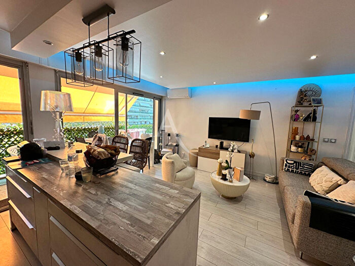 Appartement à vendre - Cannes, Carnot - 2 pièces - 1 chambre