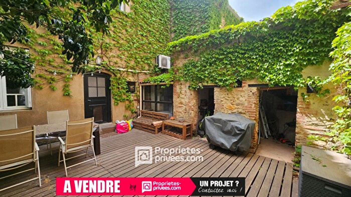 Maisons à vendre et appartements à louer - 1