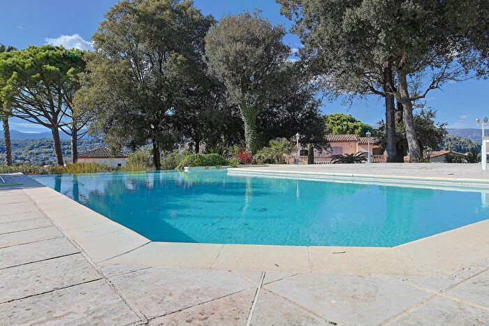 Biot : Maison 8 pièces à vendre
