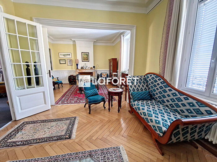 Oullins, Centre-ville : Appartement 4 pièces à vendre