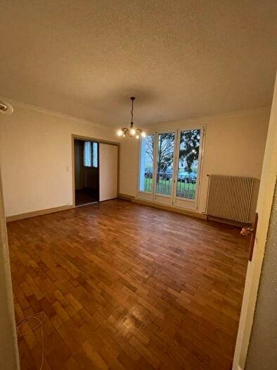 Appartement à louer - Centre Ville, Vitry-sur-Seine - 4 pièces - 3 chambres