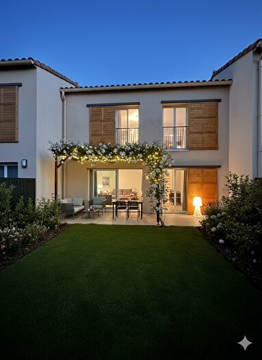 Maison à vendre - Marseille e , Château-Gombert - 5 pièces